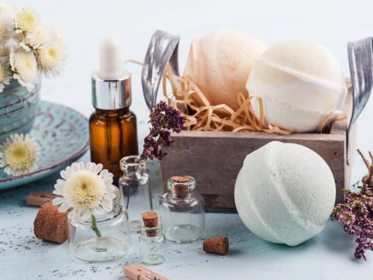 How Do Bath Bombs Work? The Science Behind The Fizz. | Fizzy Wizz